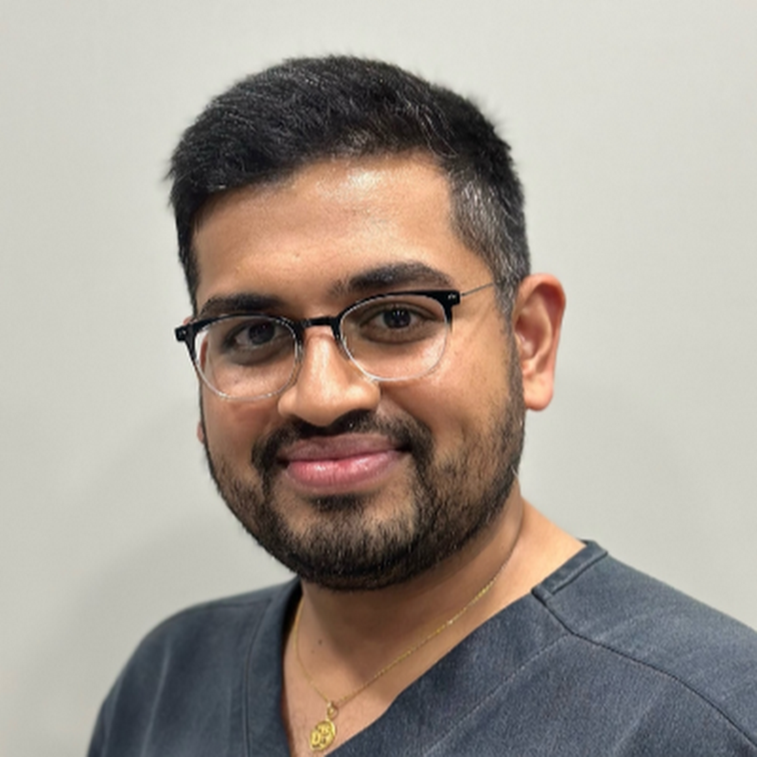 Dark Clinics and Hair Transplants: The Red Flags in 2026